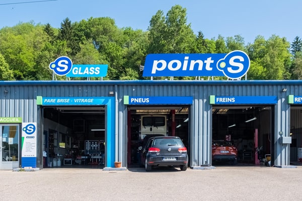 Groupement automobile : Point S reprend 9 centres Pneu à bas prix
