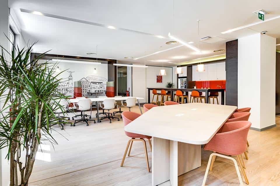 Services : Regus franchise son concept d’espaces de travail flexibles