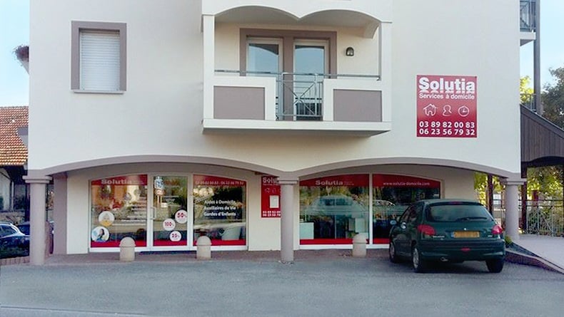 Franchise aide à la personne : plus de 100 agences Solutia/All4Home